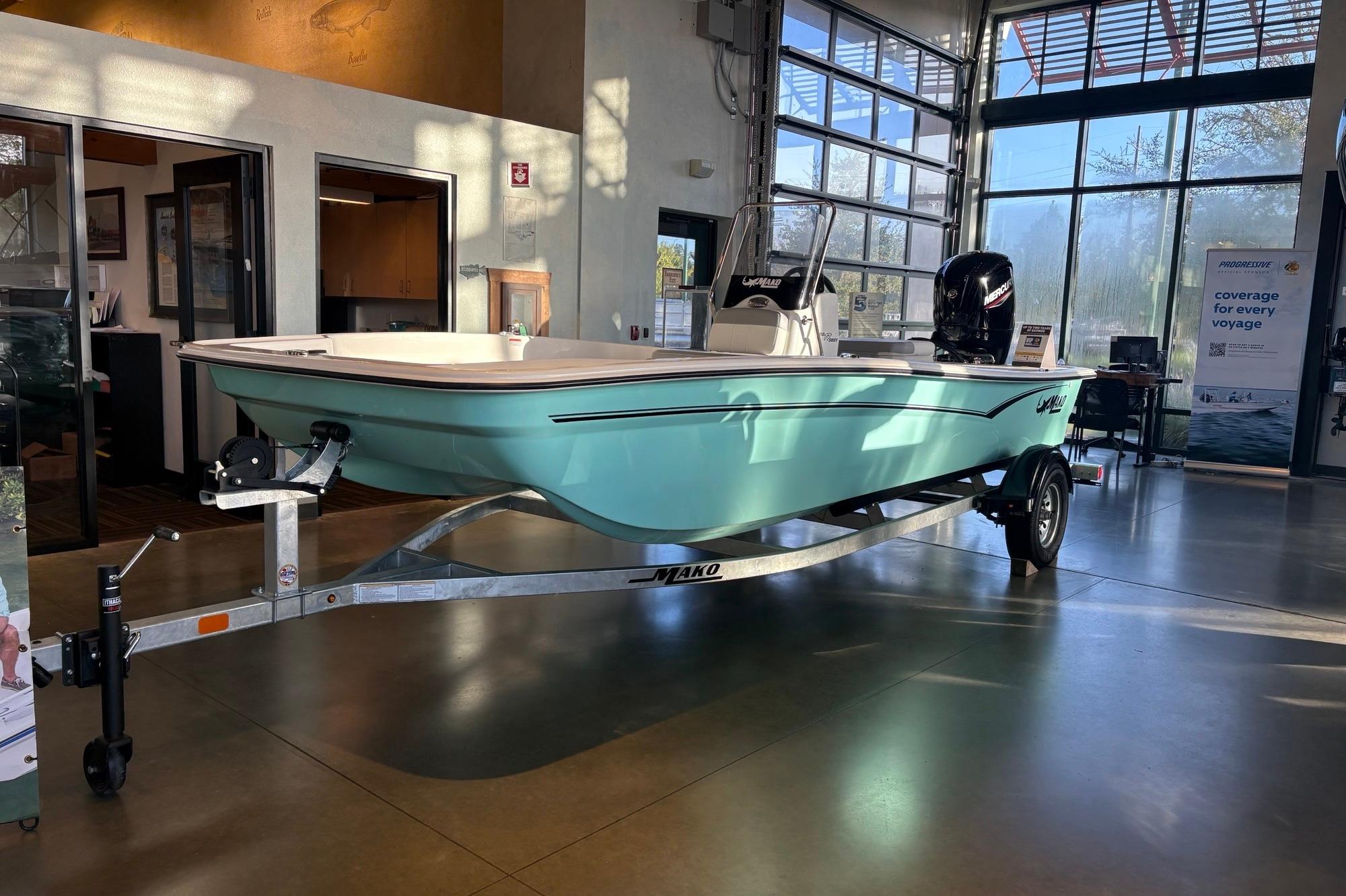 2026 MAKO PRO SKIFF 17 CC | Mack's Prairie Wings